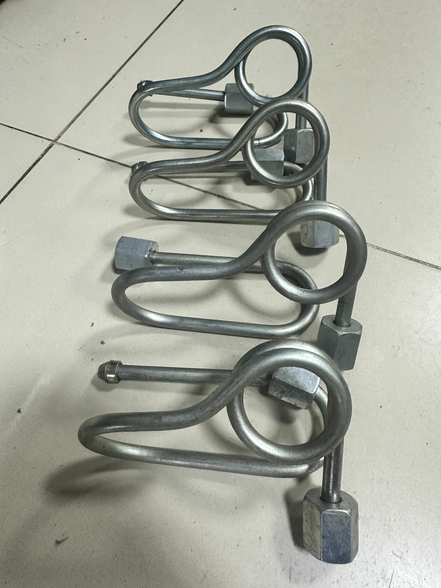 Топливная трубка высокого давления 240-1104300-01