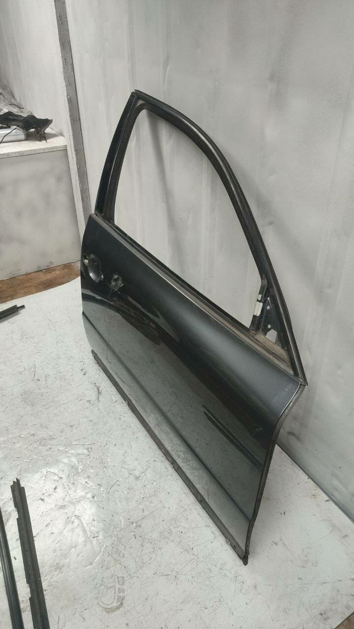 Дверь передняя правая Volkswagen Passat B5 рест. (2000 - 2005)