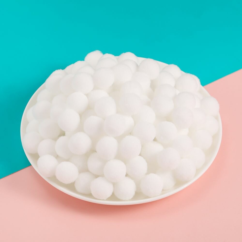 Плюшевые помпоны 10 мм для творчества и рукоделия, 50 штук белые, мягкие декоративные шарики для бижутерии, декора подарков и DIY-украшений