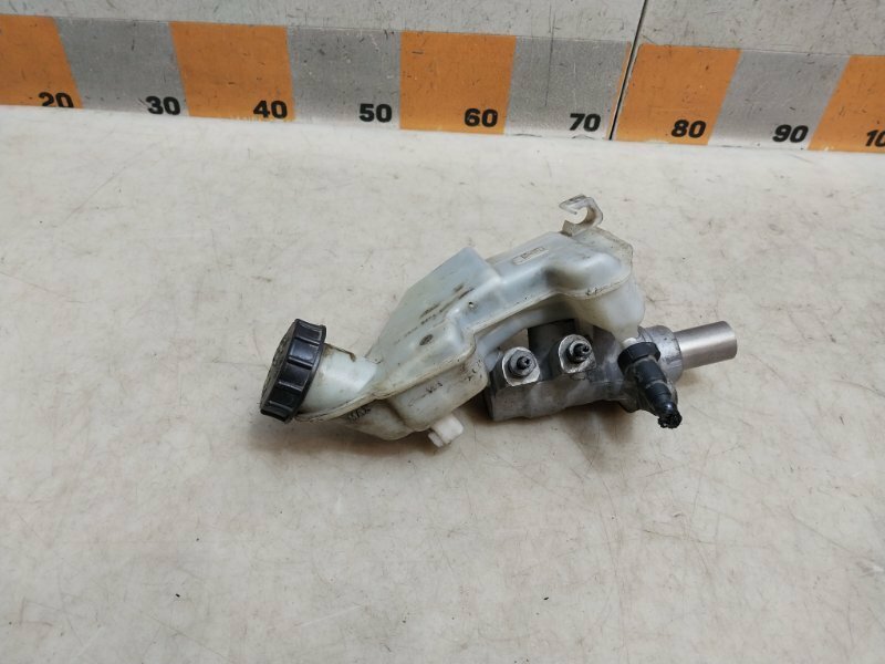 Б/У Цилиндр тормозной главный Ford Fusion 2006 CBK 473073 FORD арт. 1743440