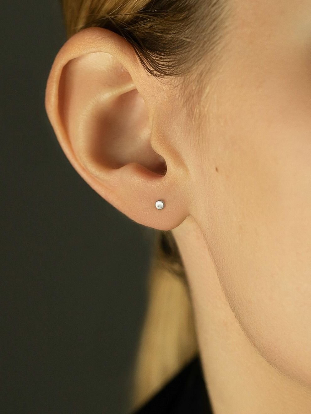 Серьги пусеты, белое золото, 585 проба, родирование