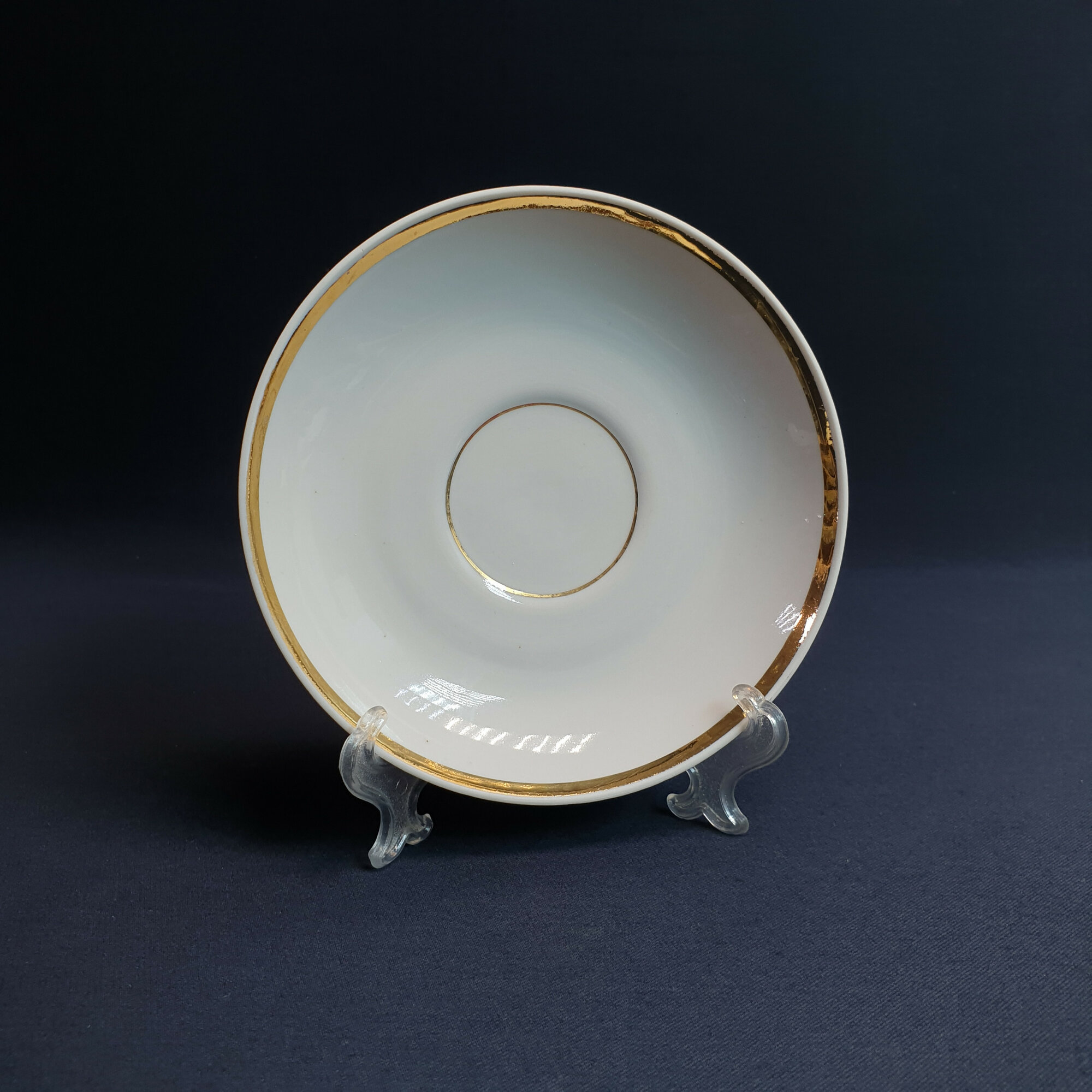 Блюдце Дулево, фарфор позолота 14 см, винтаж СССР