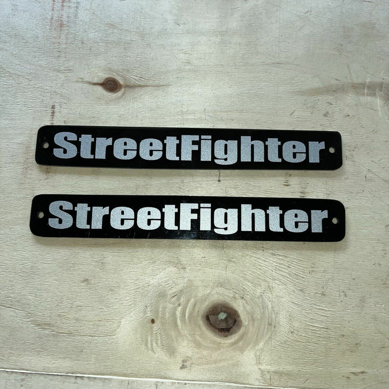 Эмблемы бардачков Иж Street Fighter