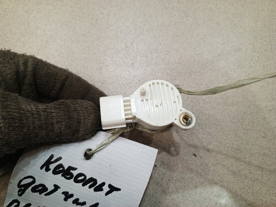 Датчик от Chevrolet Cobalt 2012-2015