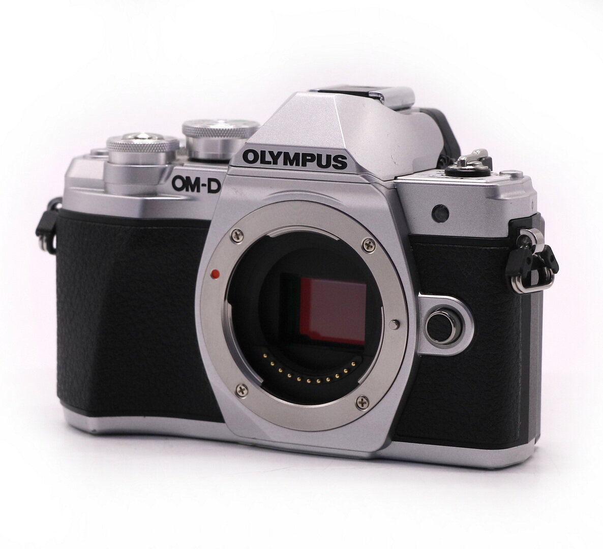 Olympus OM-D E-M10 Mark III body silver неисправен