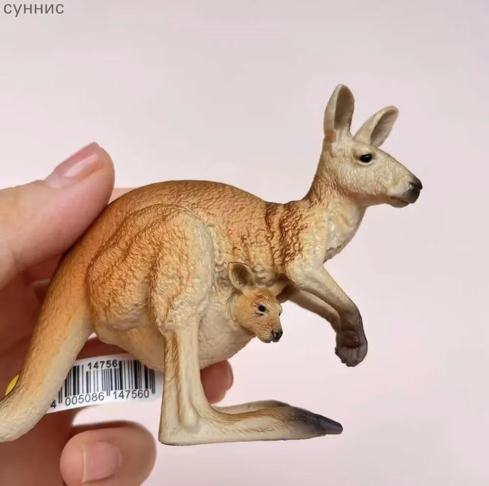 Schleich Кенгуру Фигурка Кенгуру с Кенгуренком Светло-коричневый 1 шт. Игрушка для детей — фото 1