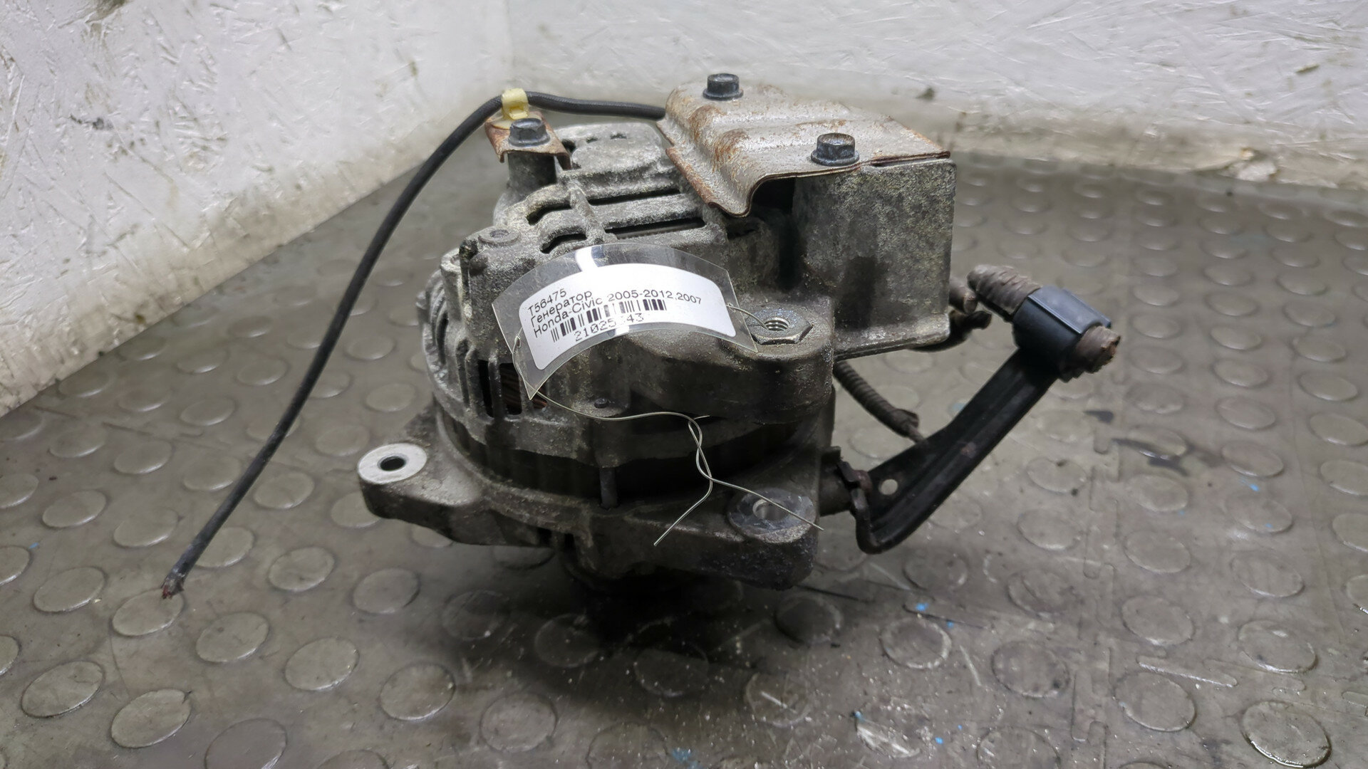 Генератор Honda Civic Б/У