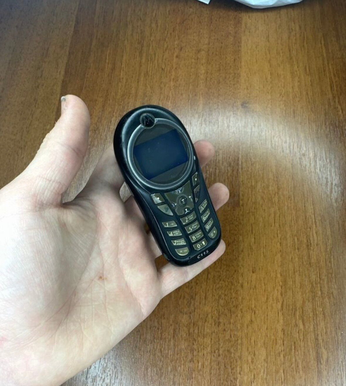 Motorola C115