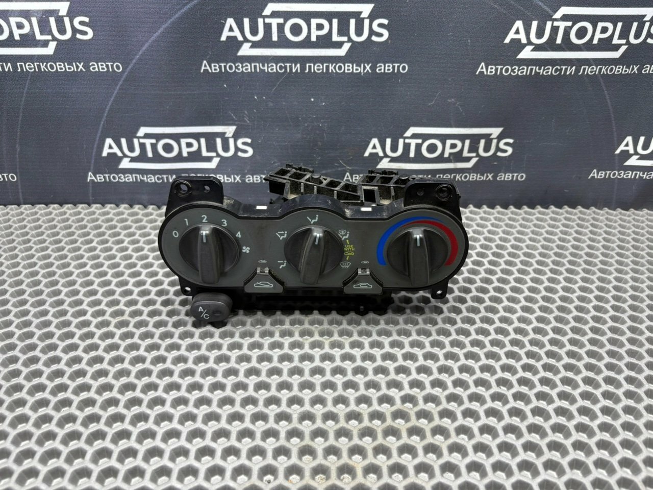 Блок управления климат-контролем Hyundai Accent 2003 (1.5 G4EC) Б/У с пробегом Арт. 23346