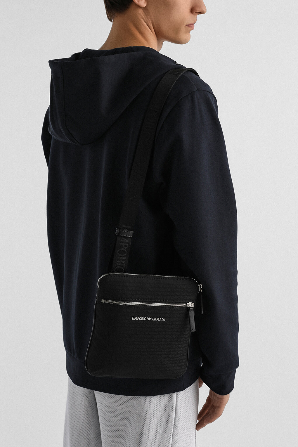Сумка EMPORIO ARMANI, черный — фото 1
