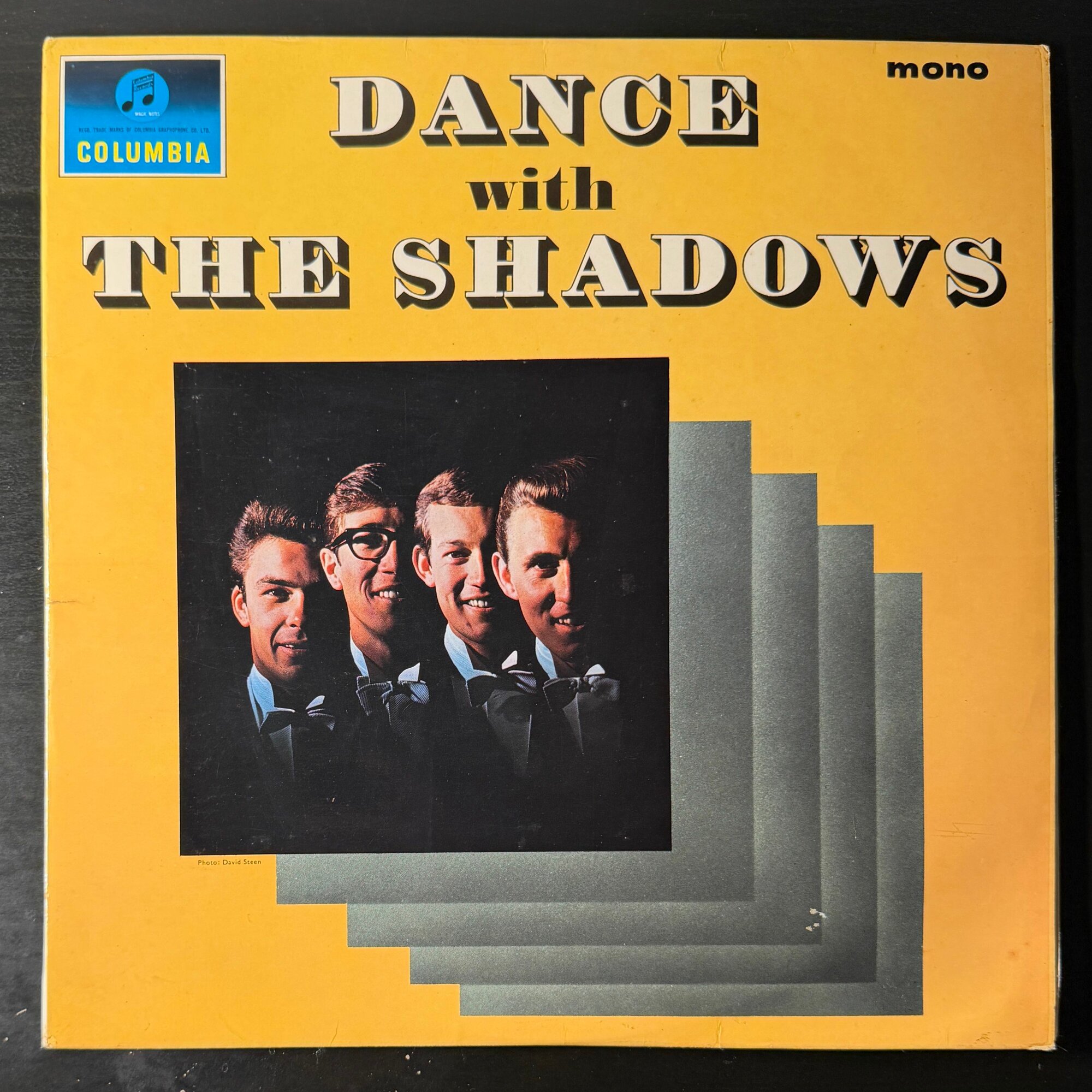 Виниловая пластинка The Shadows Dance With The Shadows (Англия 1964г.)