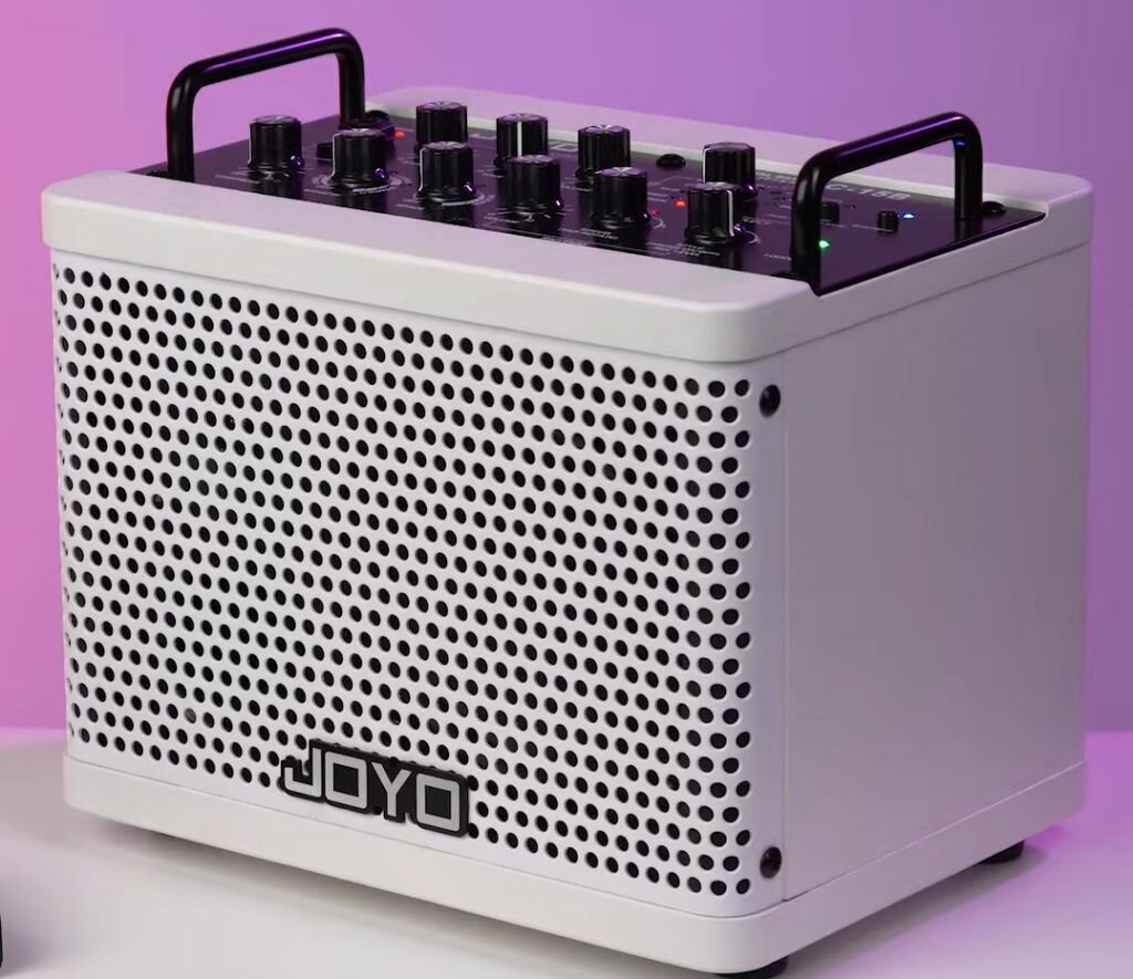 DC-15B Комбоусилитель универсальный для гитары/бас-гитары, 15Вт, портативный, Joyo