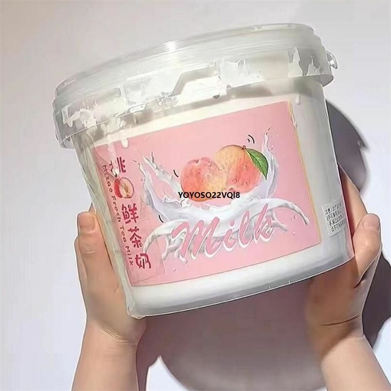 Очень большое ведро нелипкого, покрывающегося пенного молочного слайма