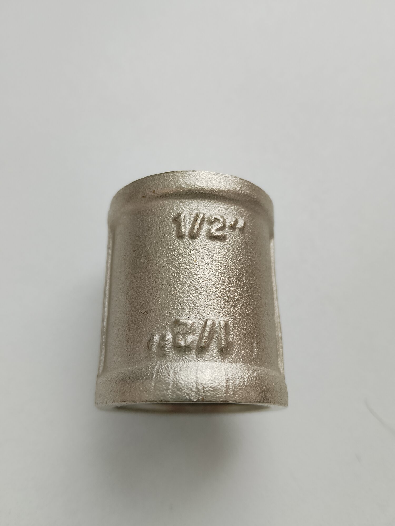 Муфта 1/2 хром Valtek