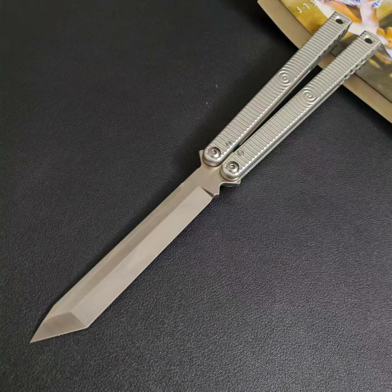 Новый уличный бабочка-нож Haiyan Yangjiang Tsunami, стандартный алюминиевый сплав, цельная ручка, многофункциональная игрушка без лезвия