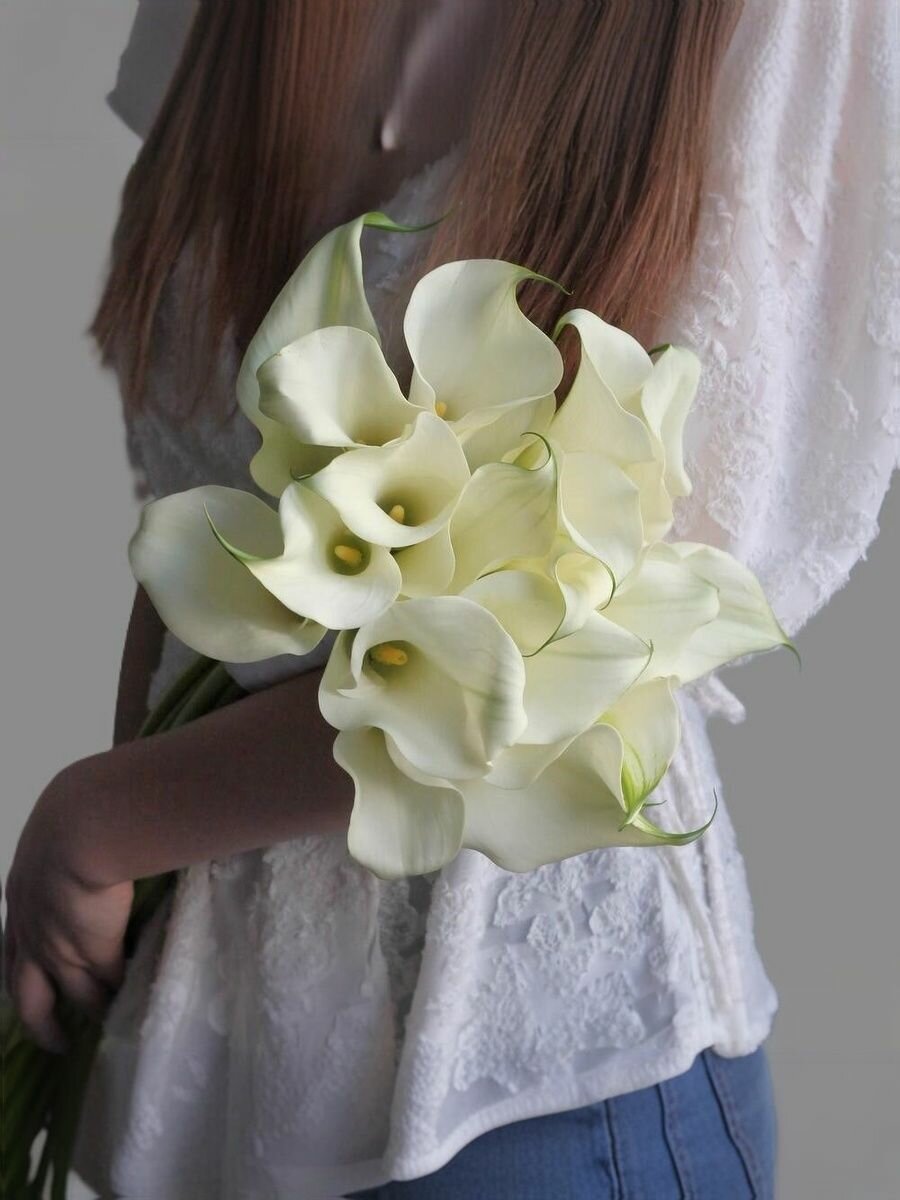 21 белая калла