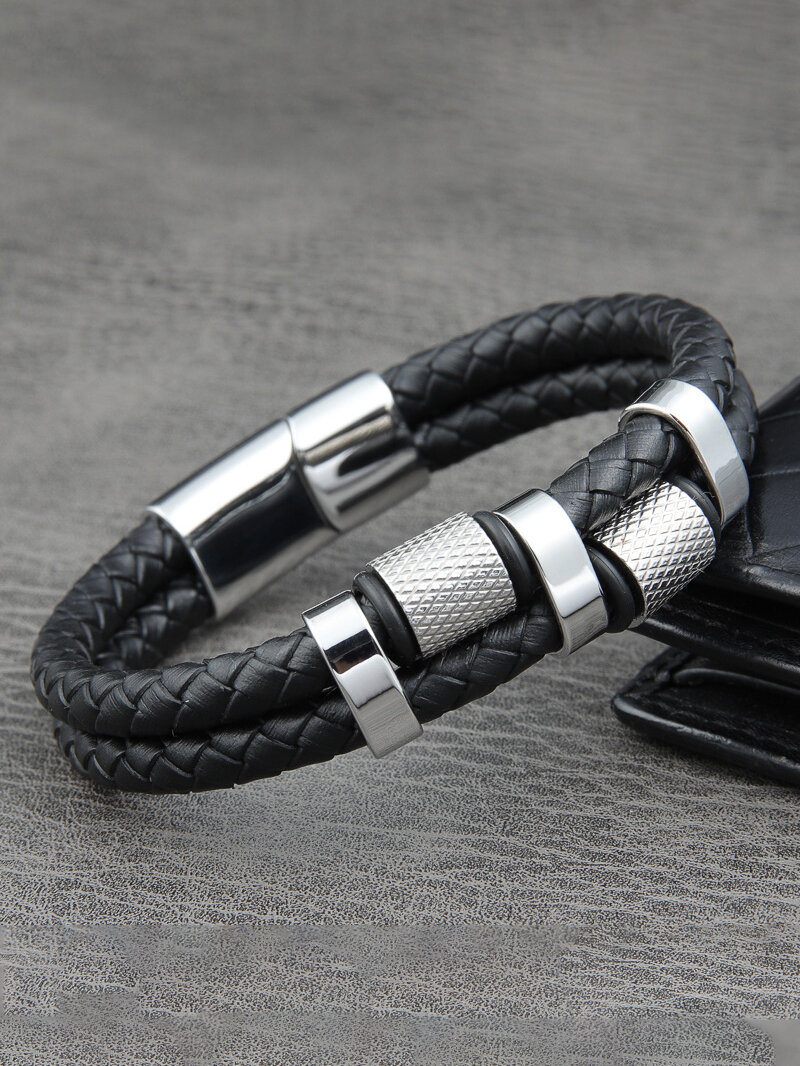 Плетеный браслет