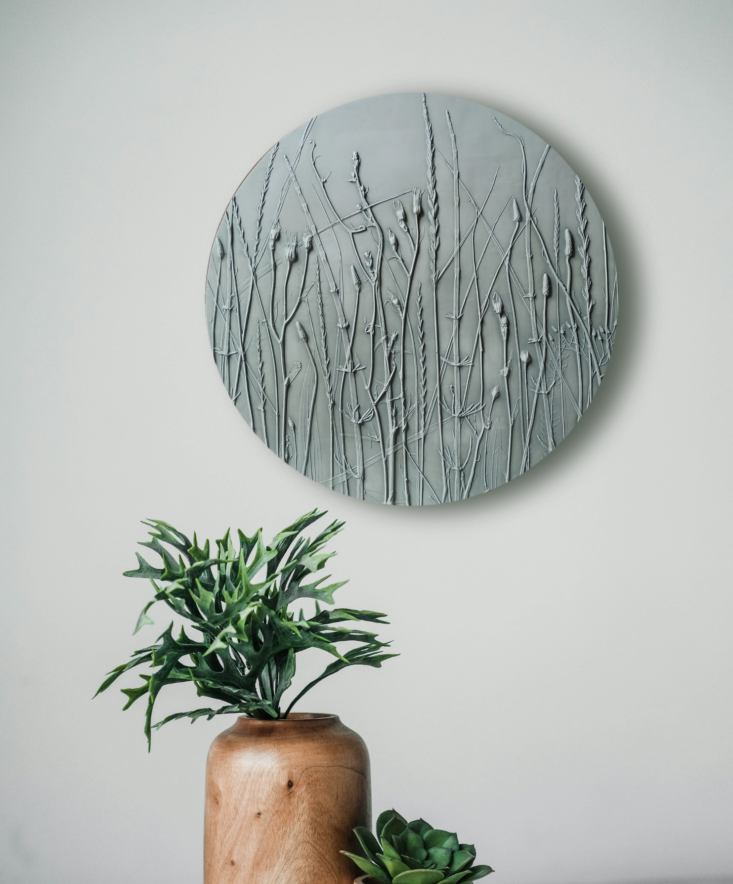 Панно. Ботанический барельеф 49 см, цвет зелёный. Гипсовый декор ручной работы