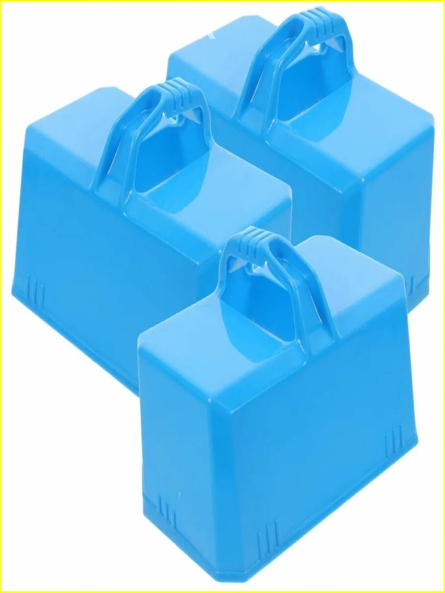 Эксклюзивный комплект для зимнего творчества, включающий 3 упаковки форм случайного цвета, предназначен для лепки снежных блоков и строительства песочных замков на пляже