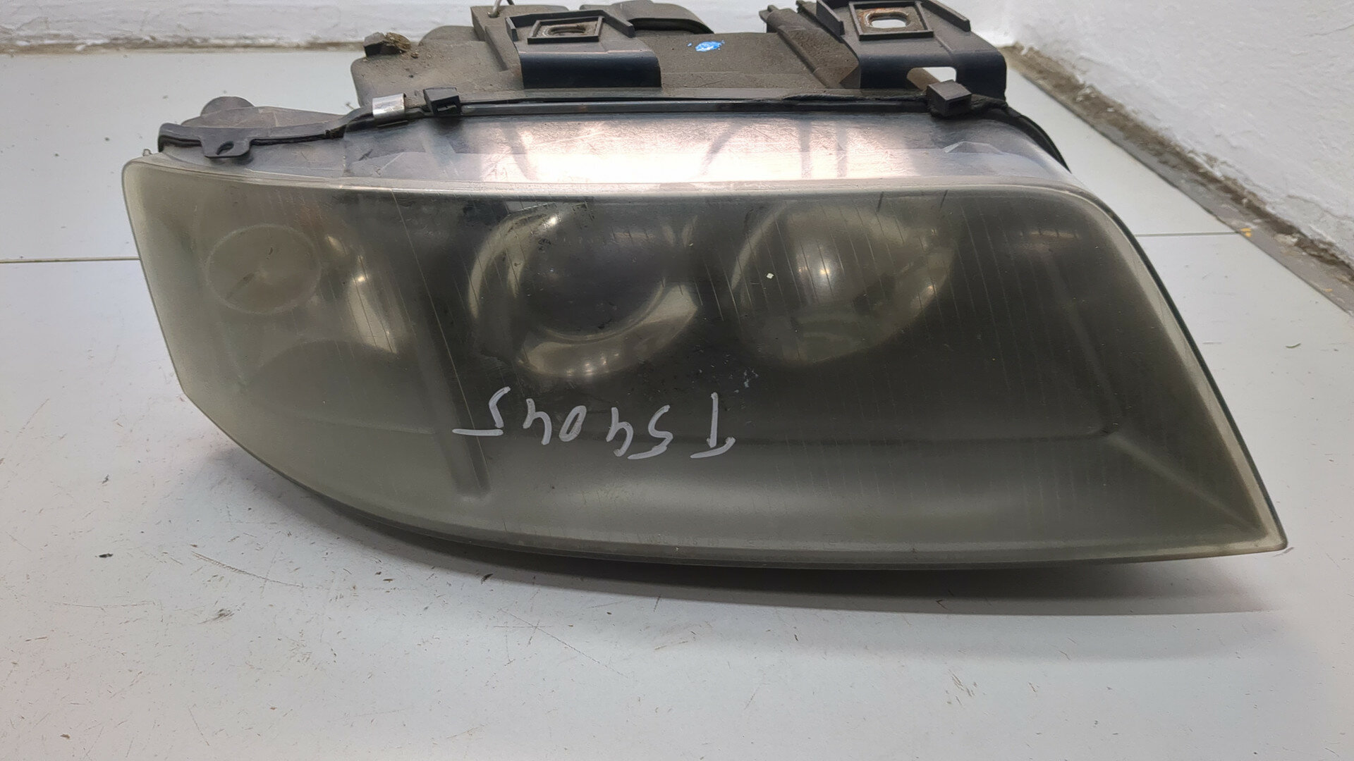 Фара (передняя) правая Audi A6 (C5) Allroad Б/У