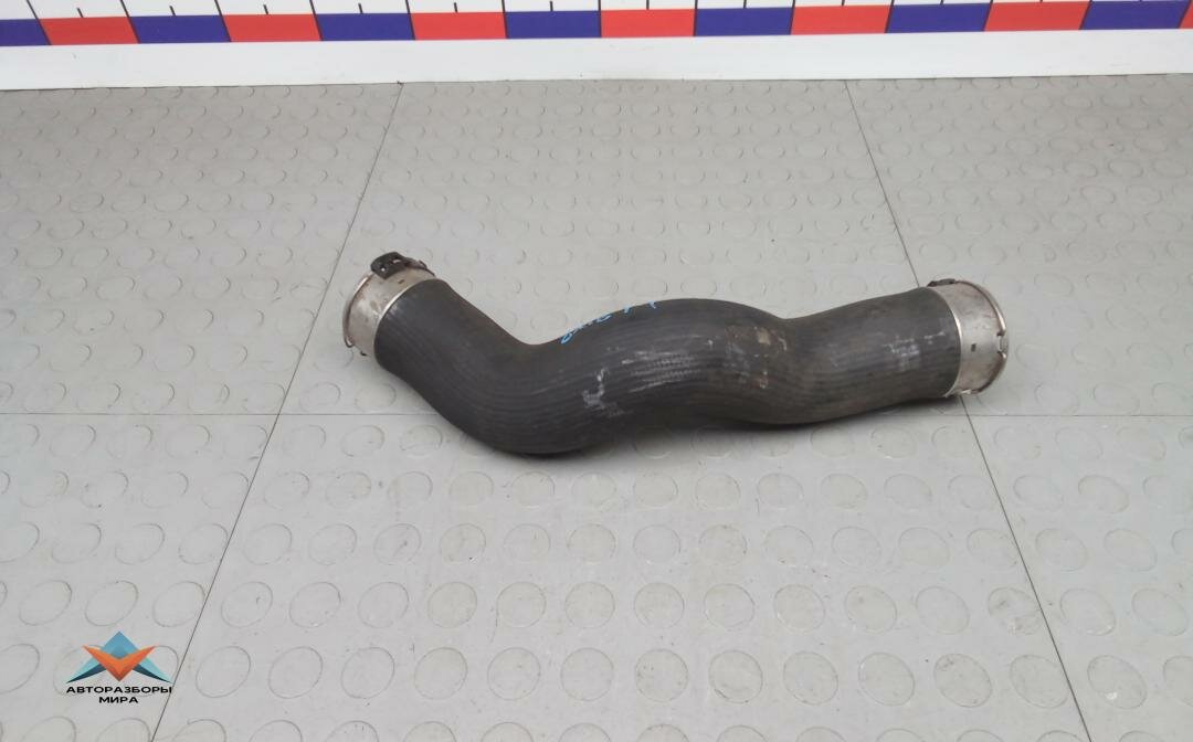 Патрубок интеркулера BMW 3 F30/F31/F34 рест. 2016 8513851