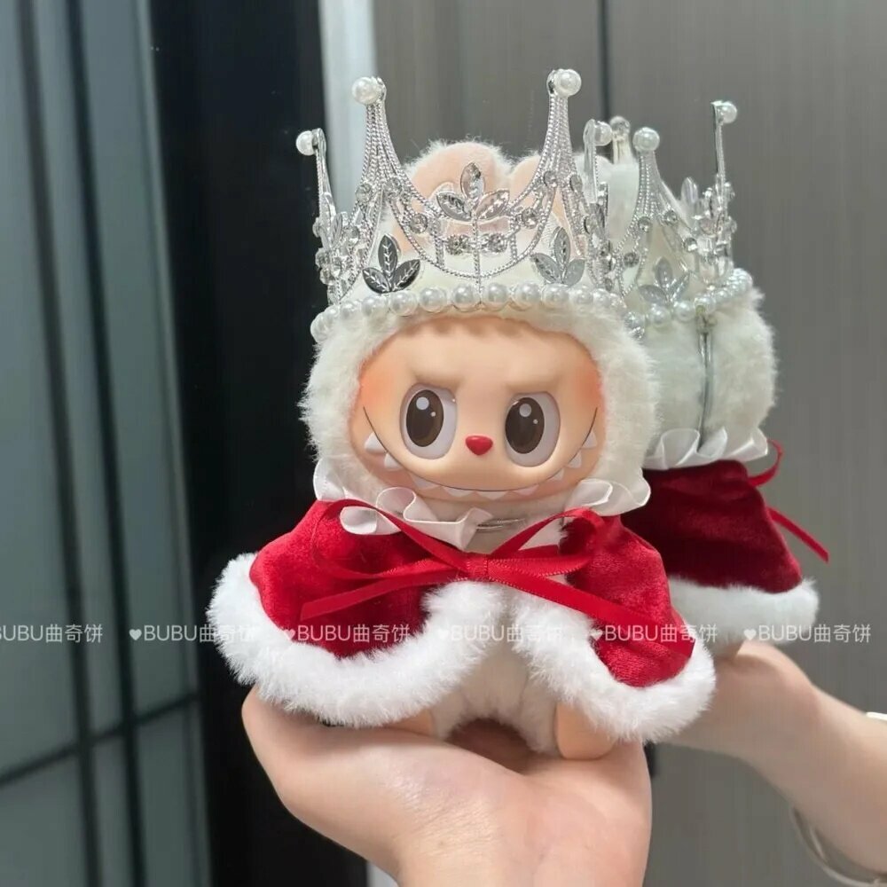 Лимитированная серия: Костюм Лабубу (Серебряная корона, Красный плащ)