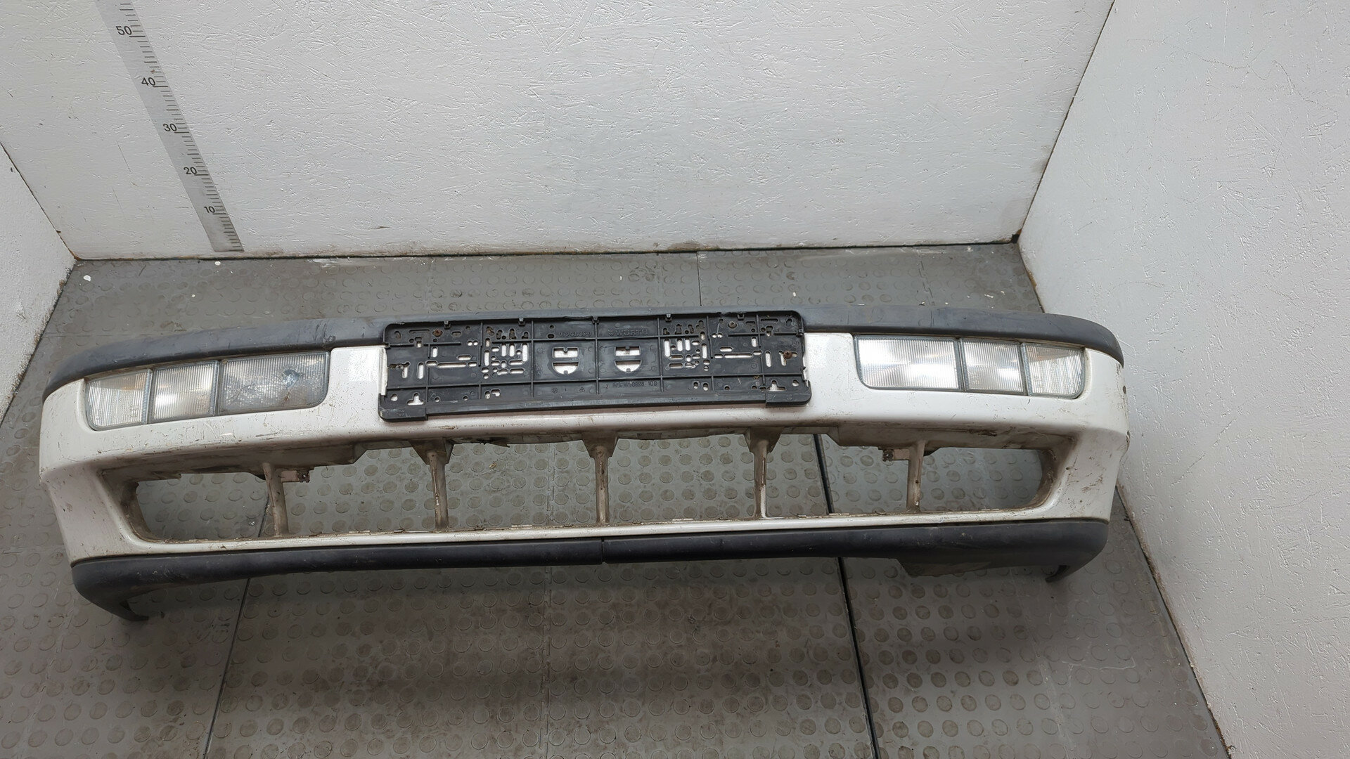 Бампер передний Volkswagen Passat 4 Б/У