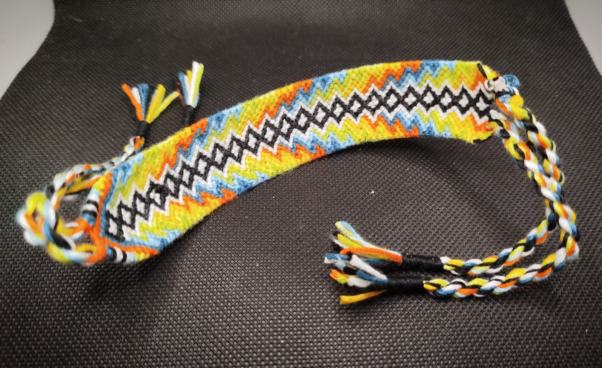 Моносерьга