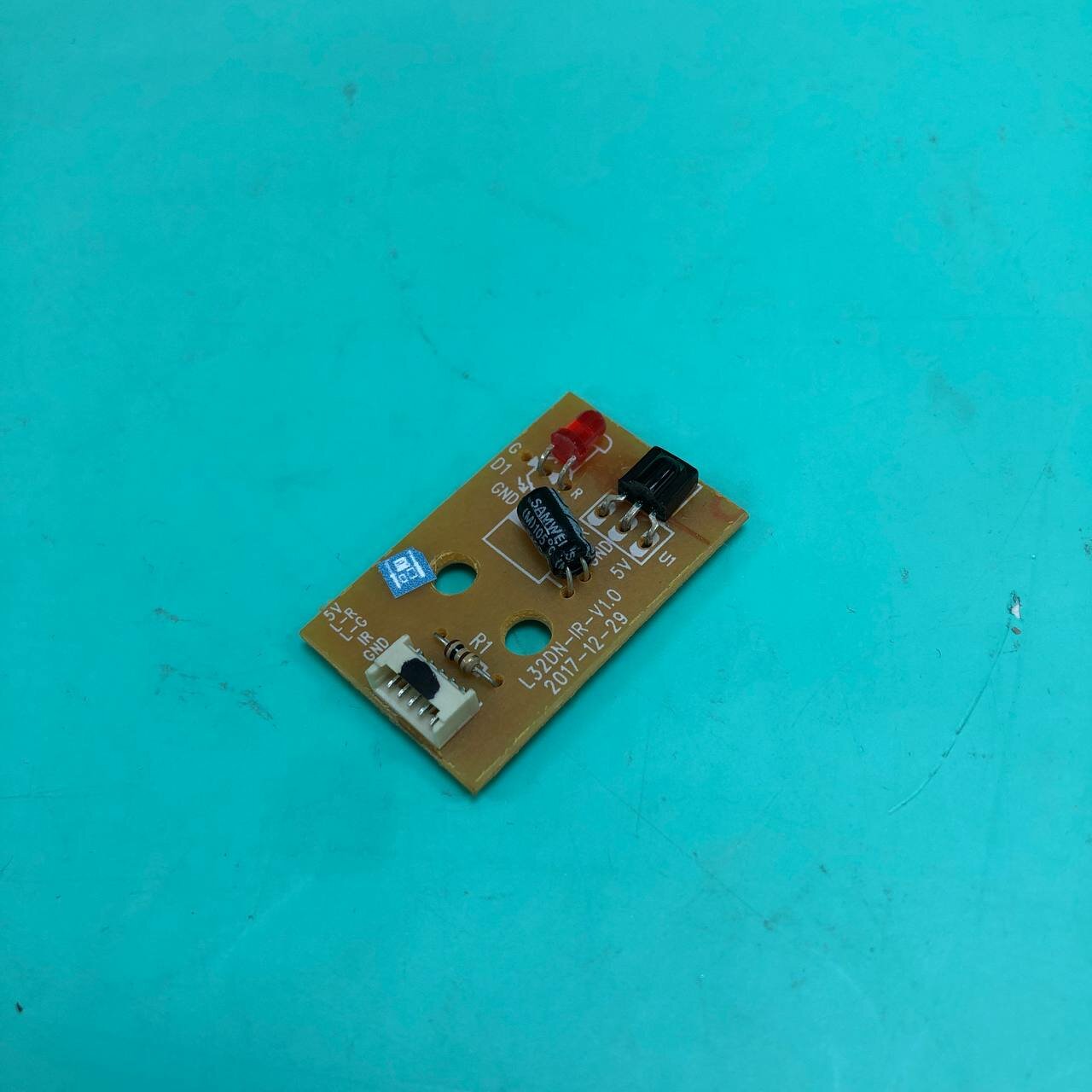 ИК приёмник L32DN-IR-V1.0 HAMBER 43HR8508