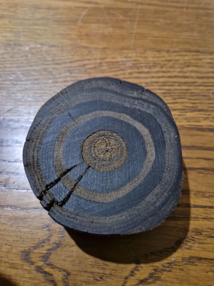 Слэб, срез, спил. Мореный Дуб.(80-80-20мм)шлифованый!