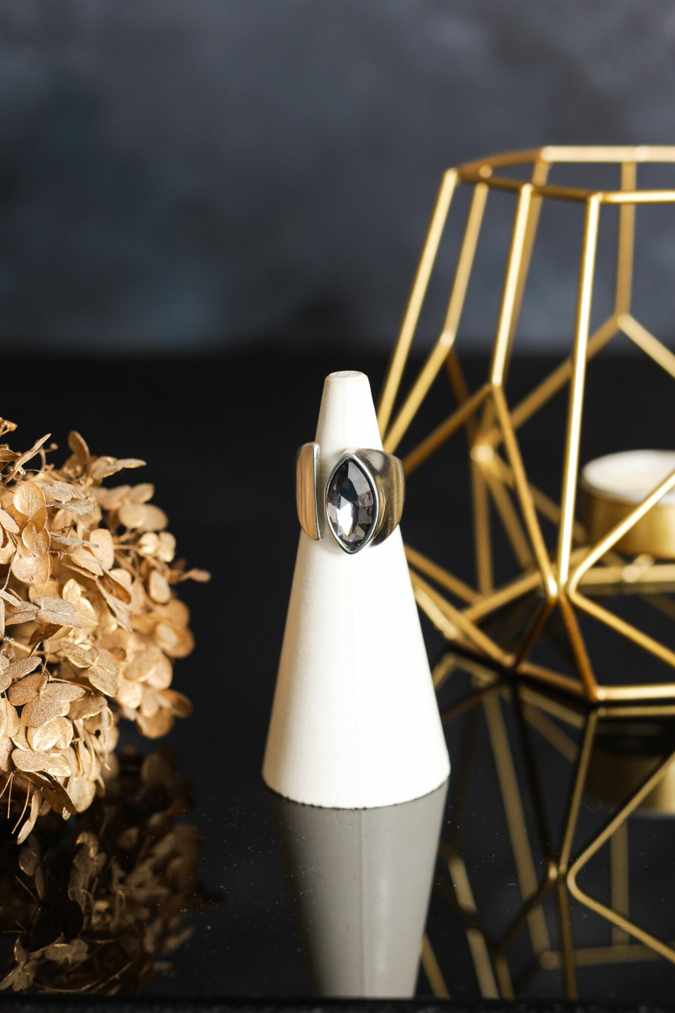 Кольцо, искусственный камень