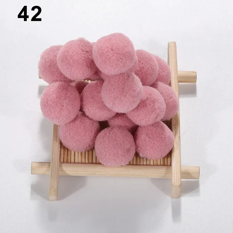 Меховые помпоны разных размеров Розовый, 42 Leather pink, 15mm 100Pcs
