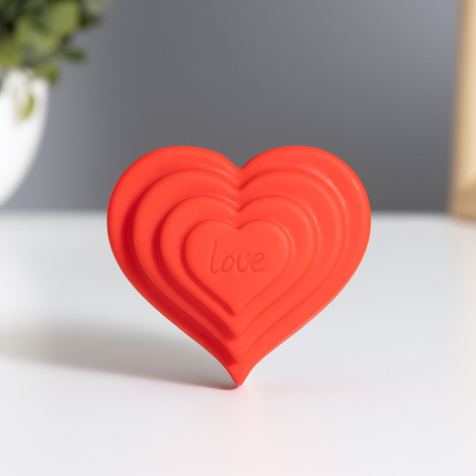 Фигурка светящаяся RISALUX «Большое сердце», 2 Вт, LED-ночник, красный, 3.5×6.5×6 см