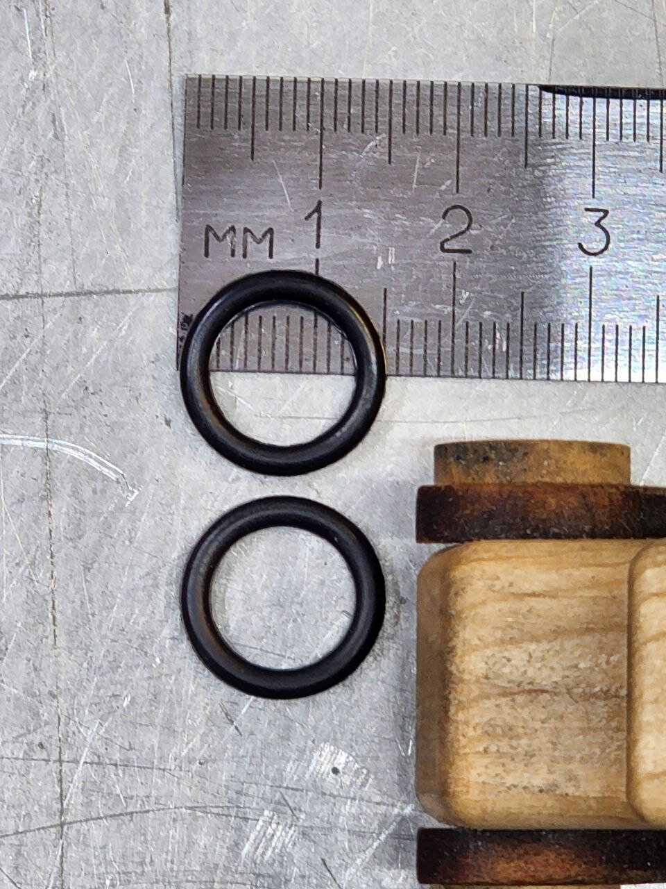 Кольцо уплотнительное трубки системы охлаждения масла акпп, Мерседес-Бенц, Victor Reinz 40-76724-00,