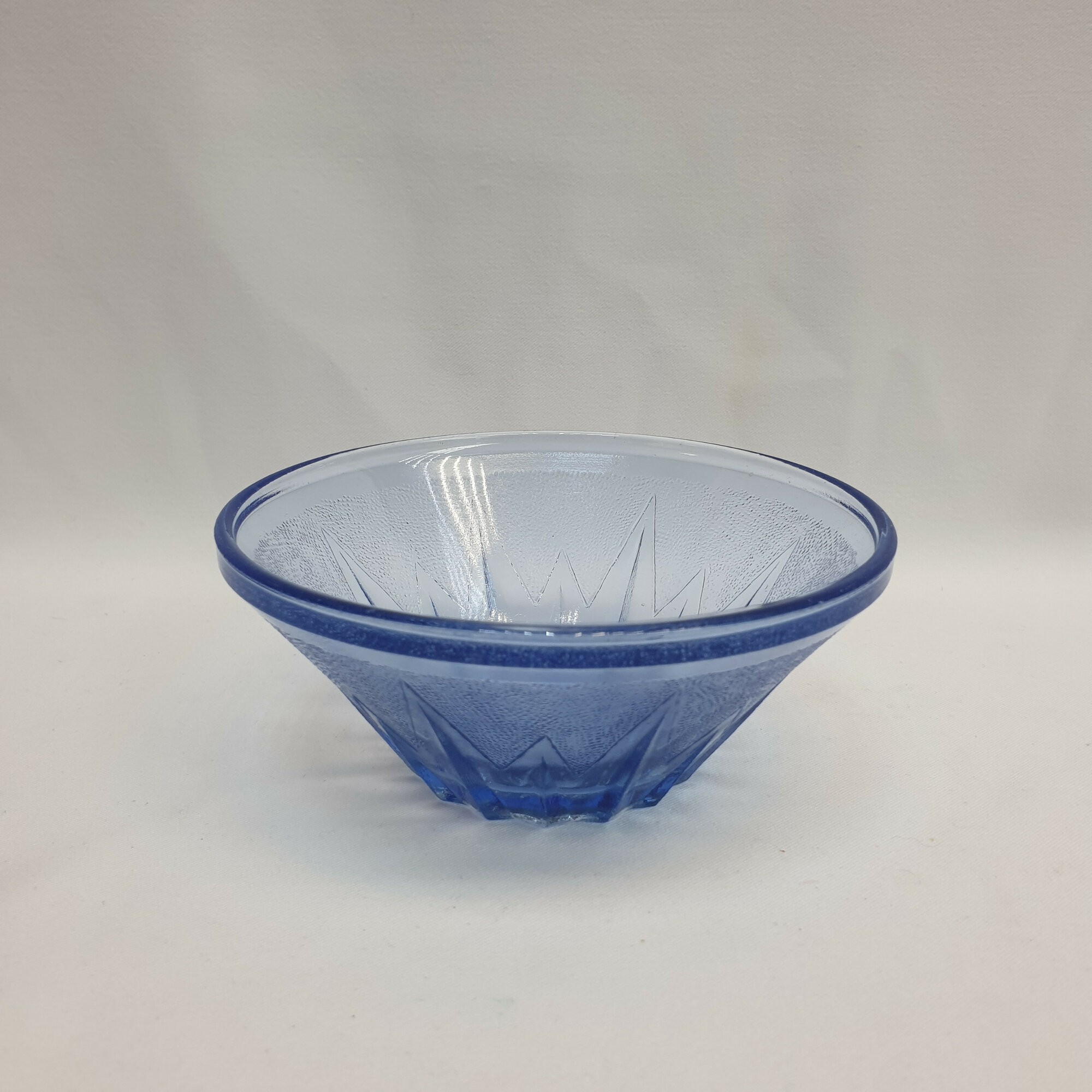 Винтажная конфетница пиала 250 мл, цветное стекло, СССР.