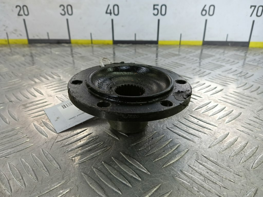 Фланец ступицы Б/У для SUZUKI Grand Vitara I рестайлинг (2000—2006) 43471-80001