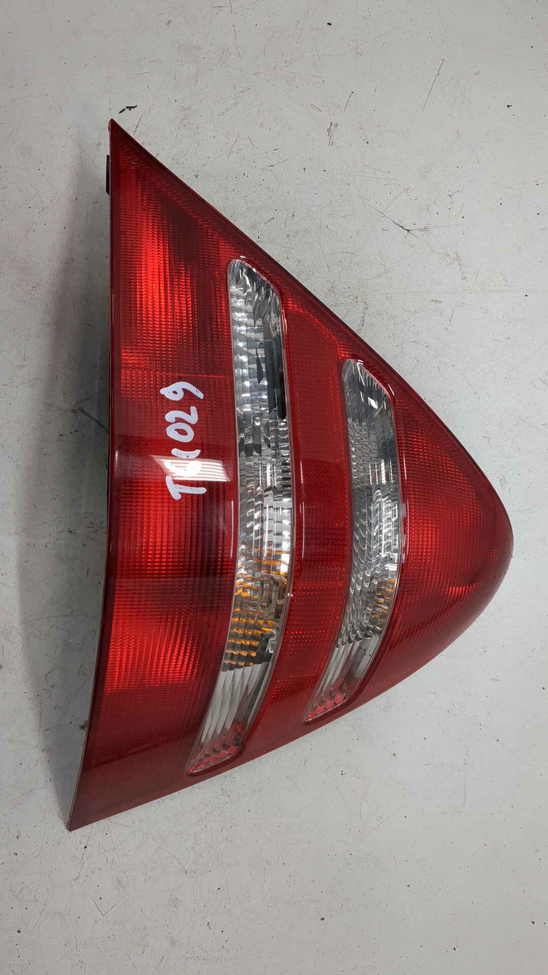 Фонарь (задний) правый Mercedes SLK R170 Б/У