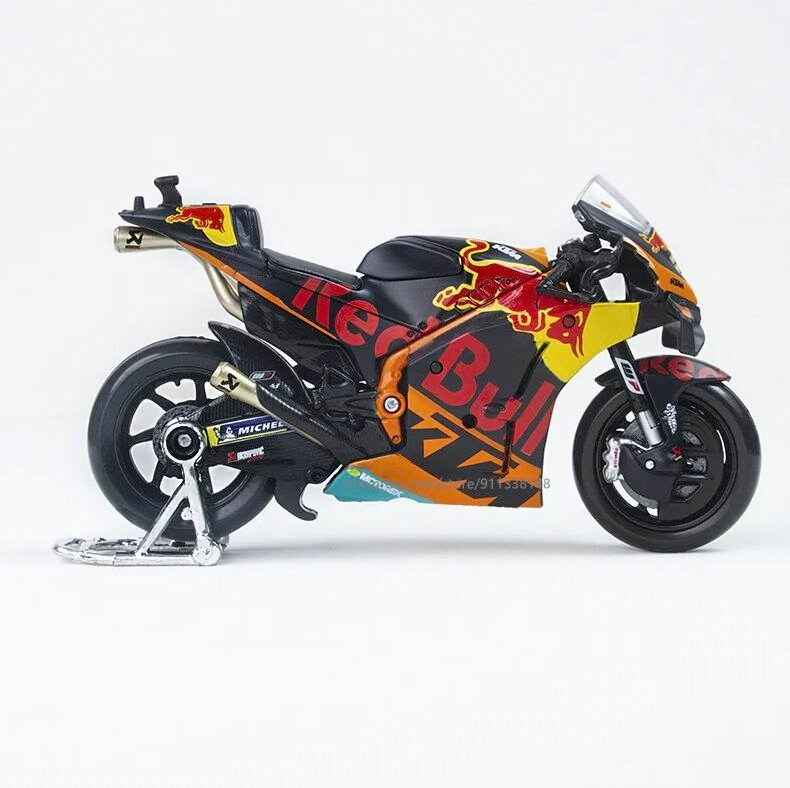 Коллекционный мотоцикл Maisto 1:18 Redbull KTM MotoGP #33 2021