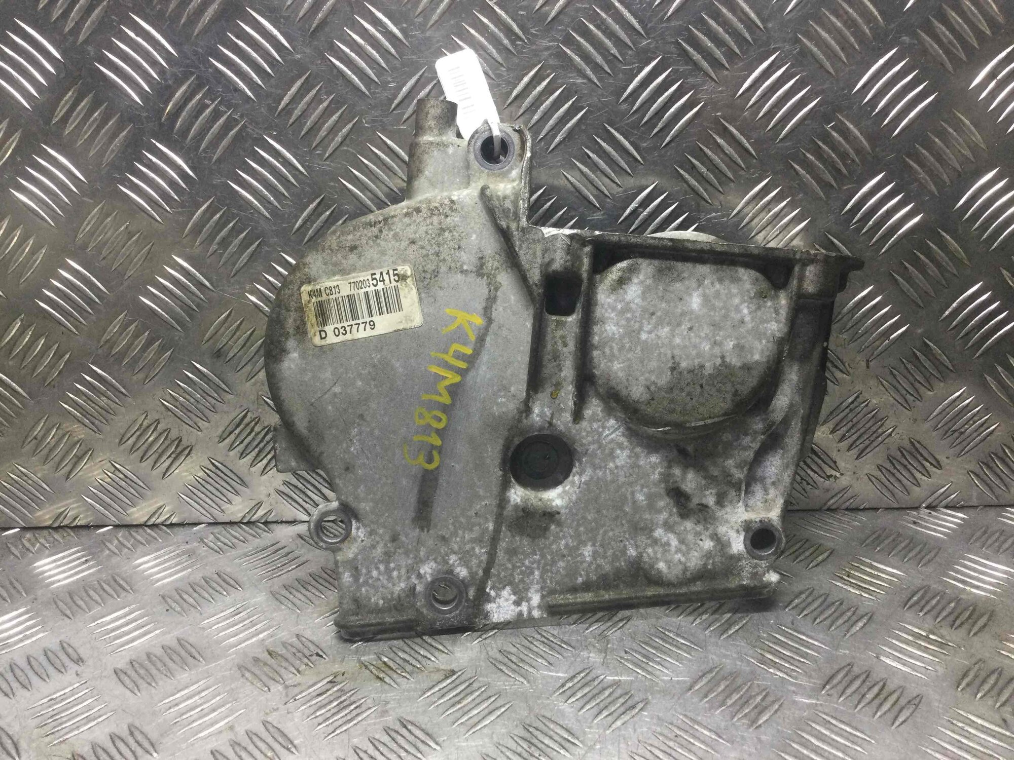 Б/У Защита (кожух) ремня ГРМ Renault Scenic 2 поколение (2003-2006) 2008 г.