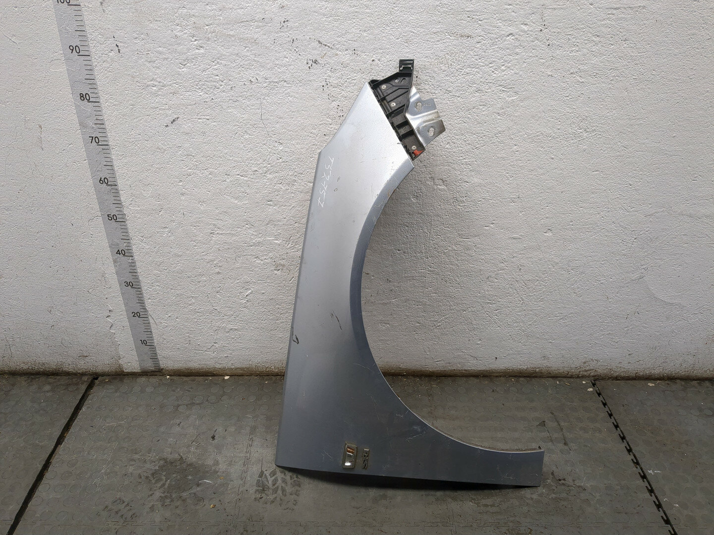 Крыло правое переднее Opel Insignia Б/У