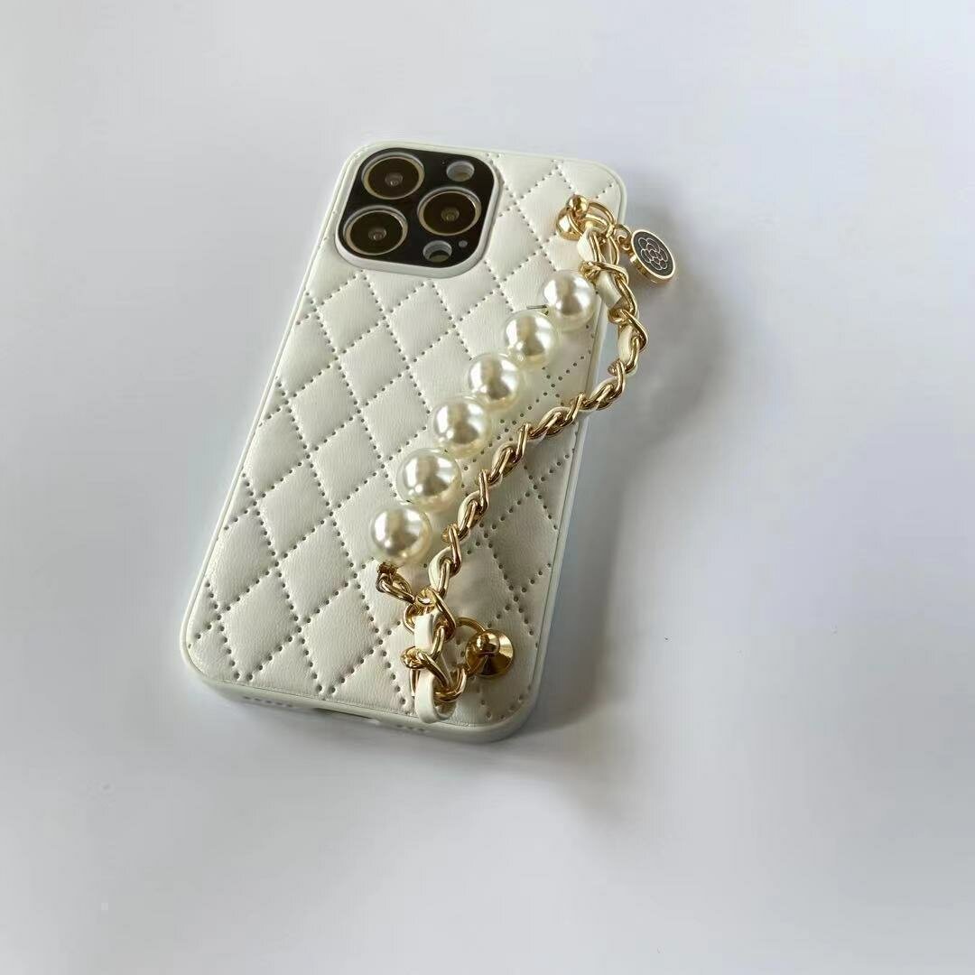 2026 Последняя модель Совместимый новый кроссбоди чехол для Apple 14, чехол для iPhone 14 Pro с алмазным узором, стиль Chanel, 16 Pro, ремешок, полное покрытие