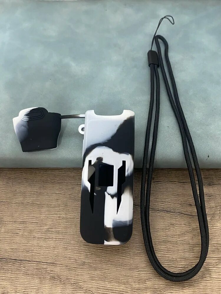 В Vmate Max используется силиконовый чехол для защиты от падения