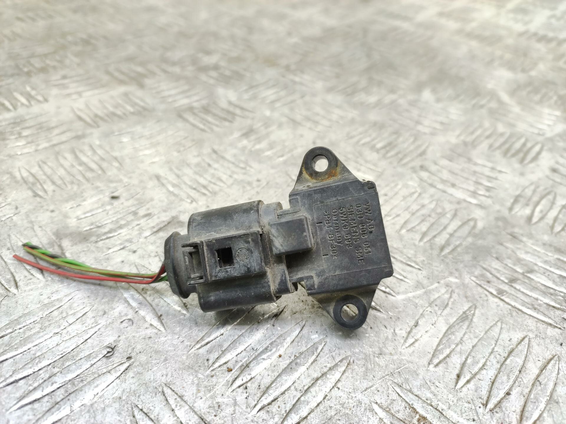 Датчик абсолютного давления Volkswagen Polo 4 рест. (2005 - 2009) 03D906051