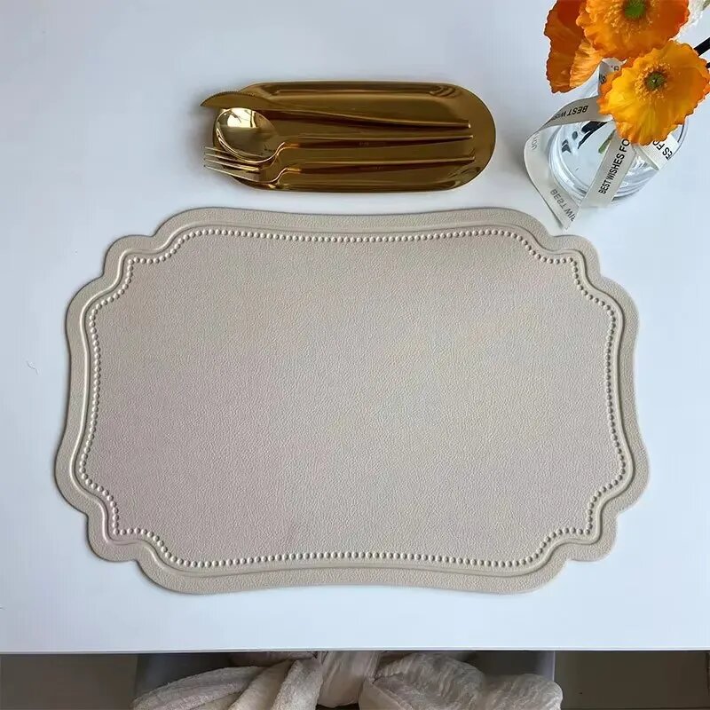 Бежевый коврик для стола Beige 1