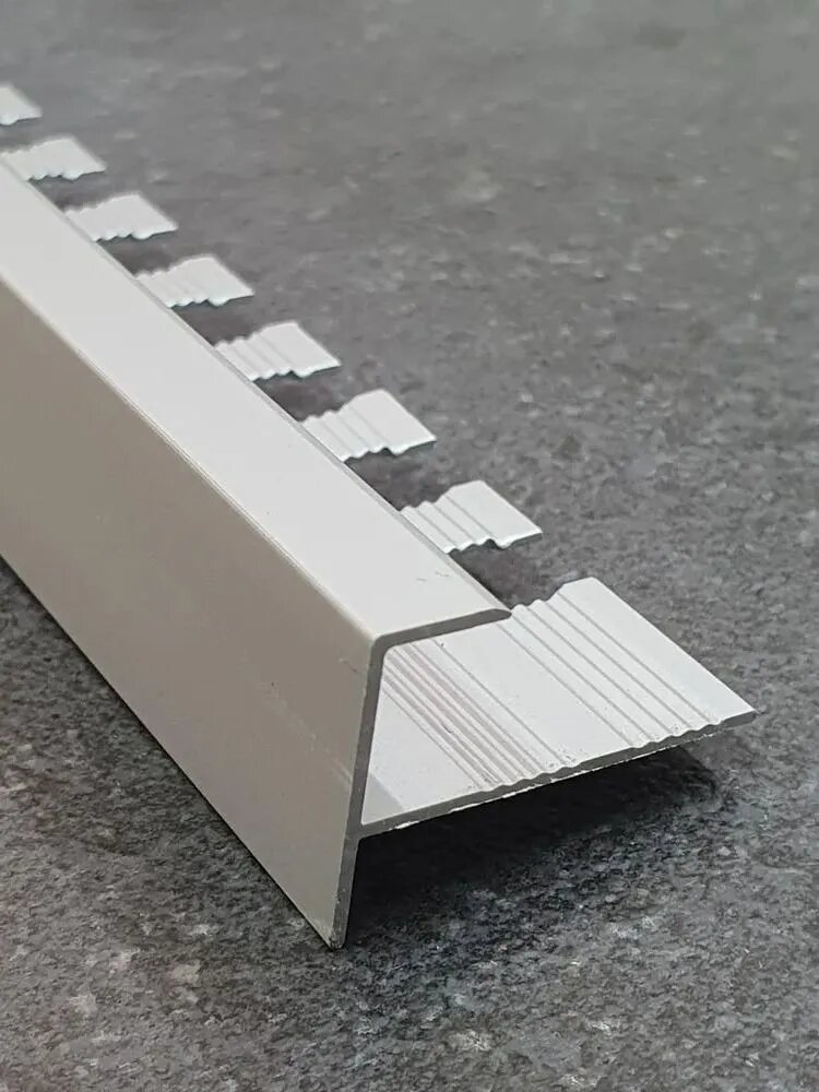Профиль F-образный алюминиевый анодированный для плитки 8мм 2.7м Серебро матовое