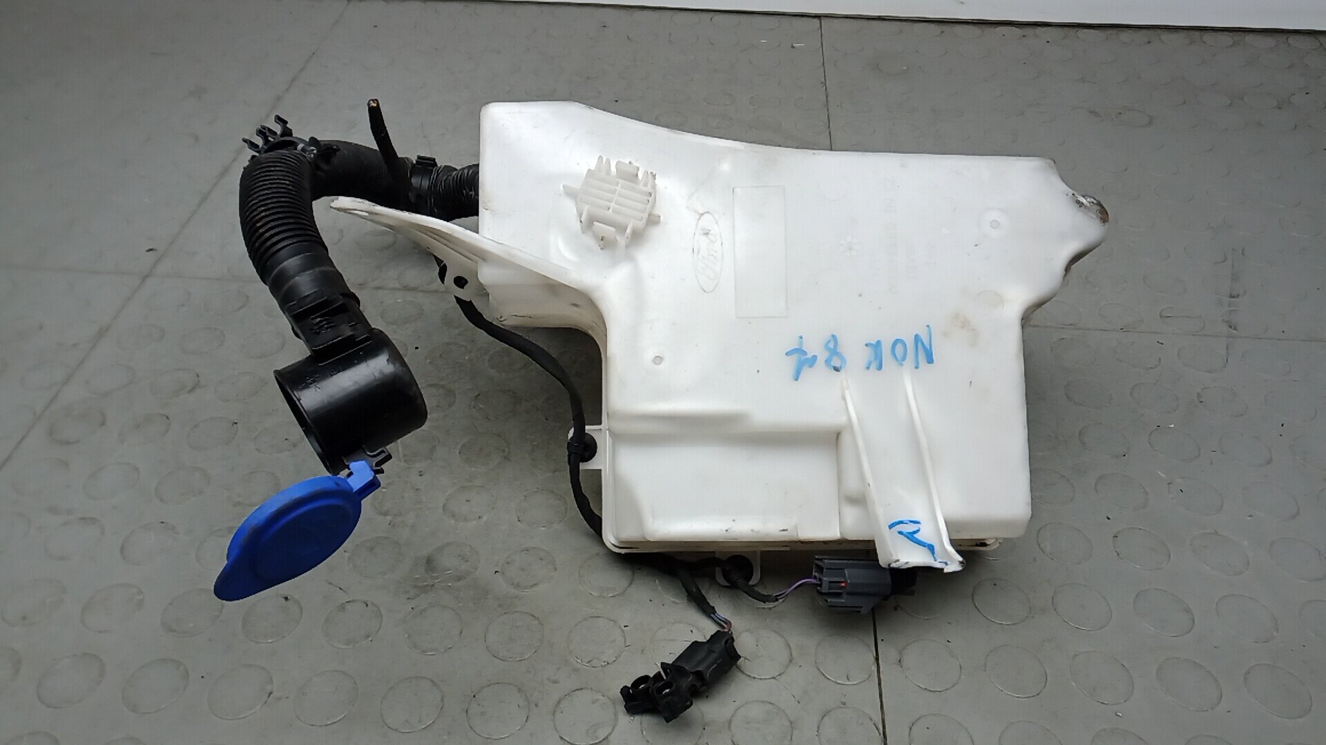 Бачок омывателя FORD FOCUS 4