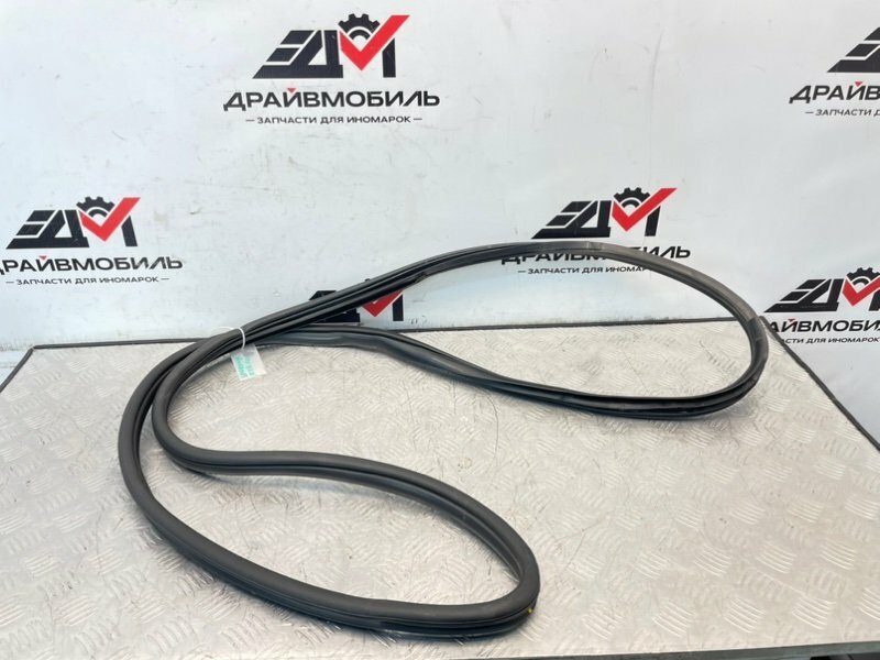 Б/У уплотнитель проема двери Kia Sportage 2015 SL G4NA Перед. Прав. 68041 Hyundai-KIA арт. 821403U000