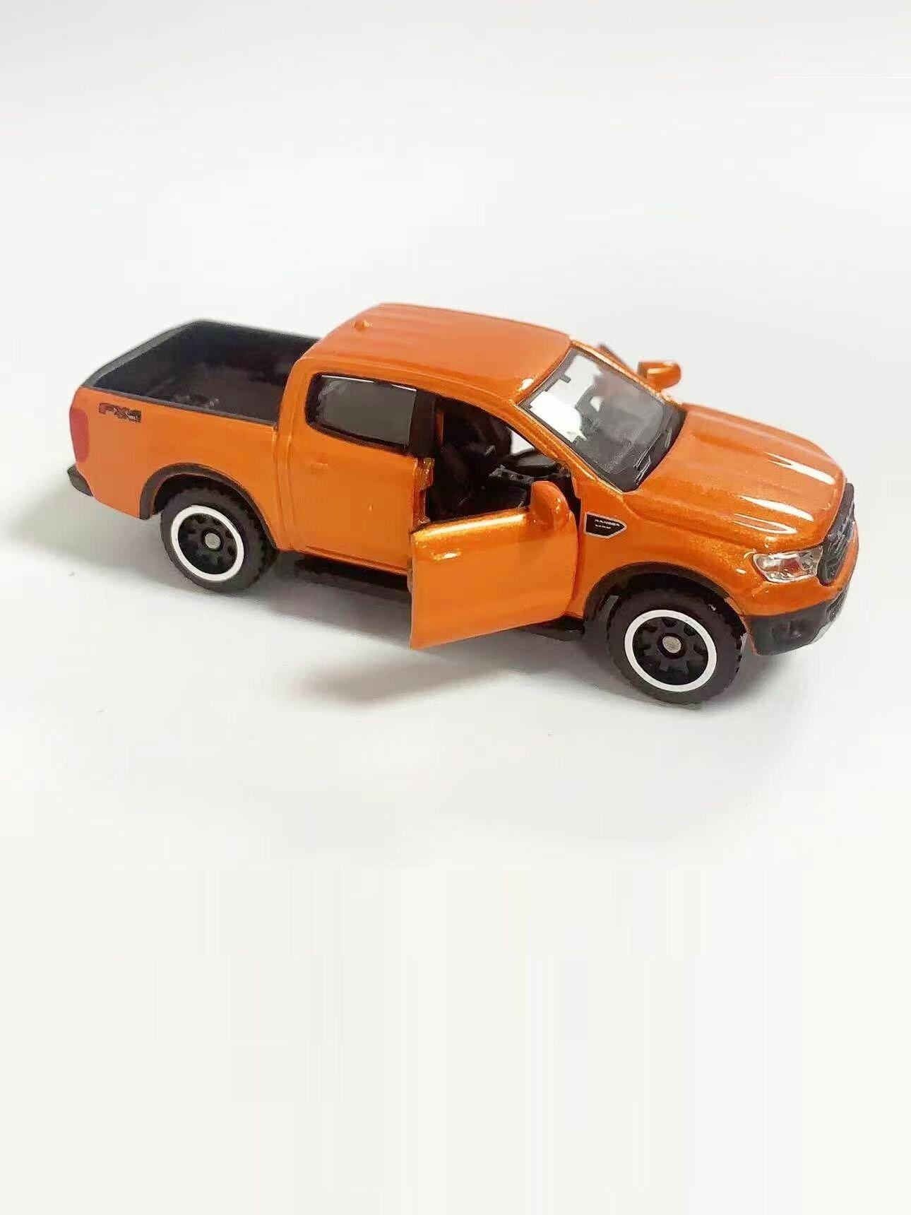Легкосплавная модель автомобиля/1:64/Ford Rabfer Orange