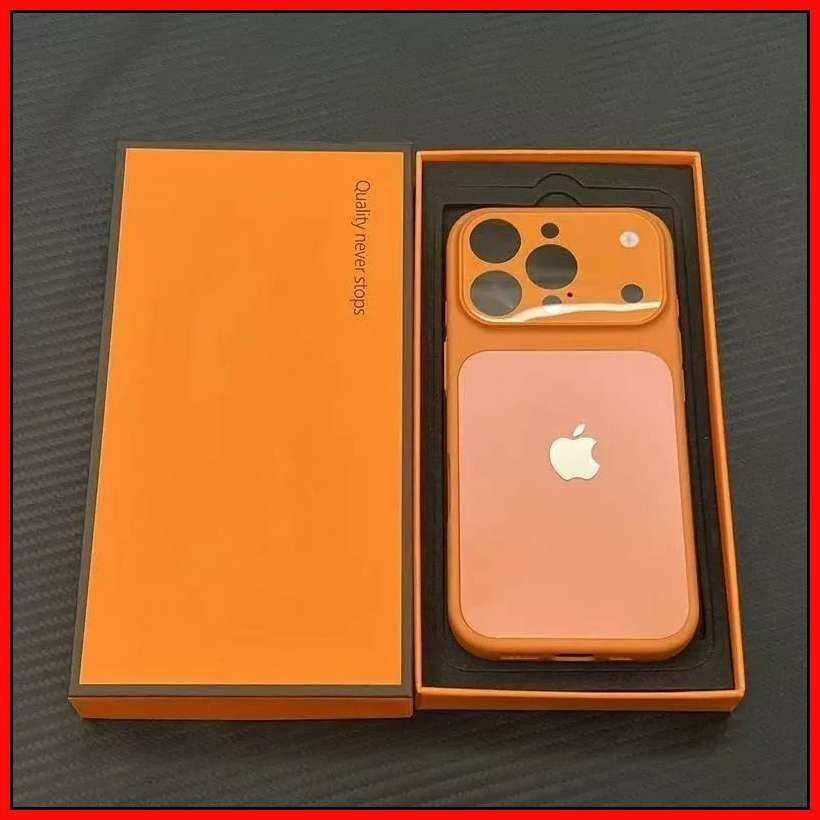 IPhone 15 Pro Max мгновенно превращается в 17 оранжевый