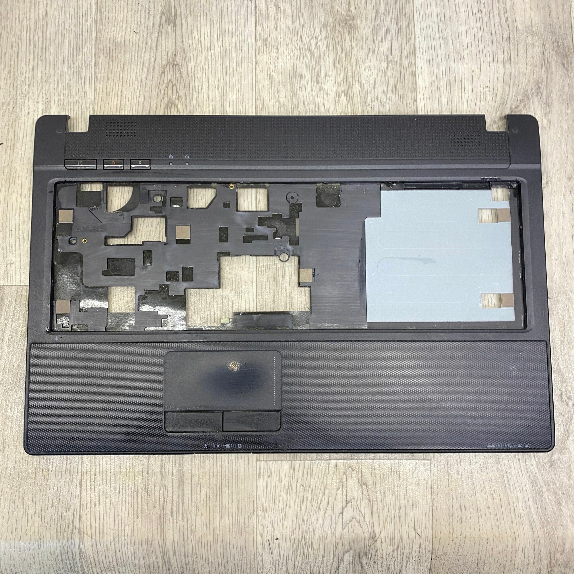 Топкейс Lenovo G560